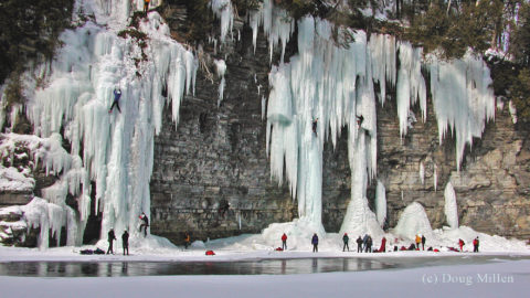 Pont-Rouge-Quebec : North East Ice